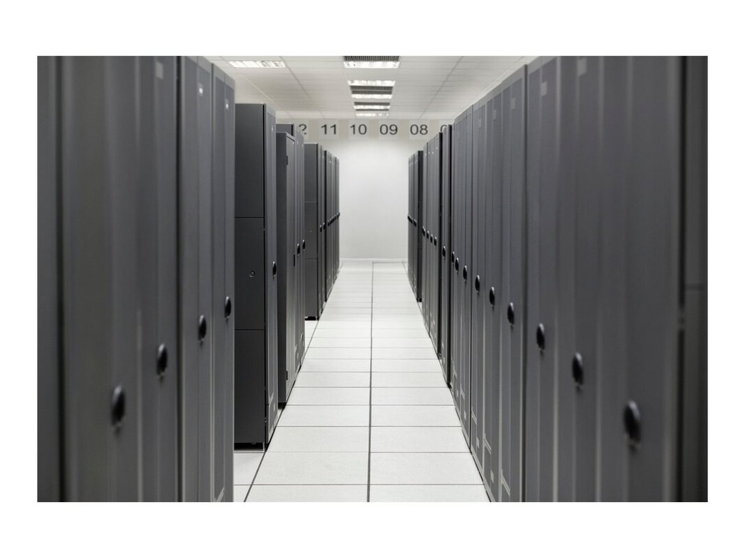 HPE Proliant Compute DL3X0 Gen12 Secondary Cem Riser Cage Kit (P75014-B21 )